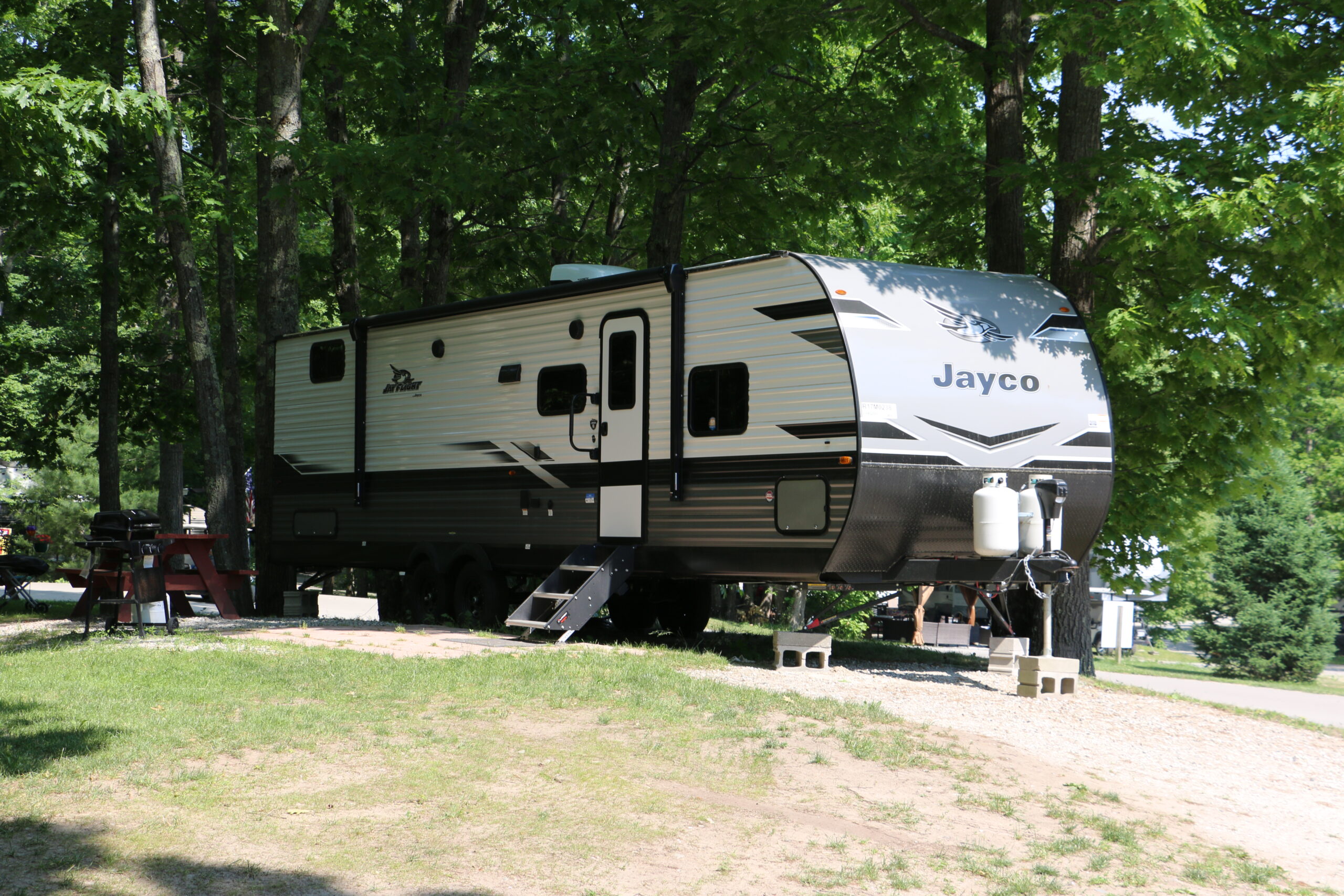 Rental Trailers - Bayley's Camping Resort